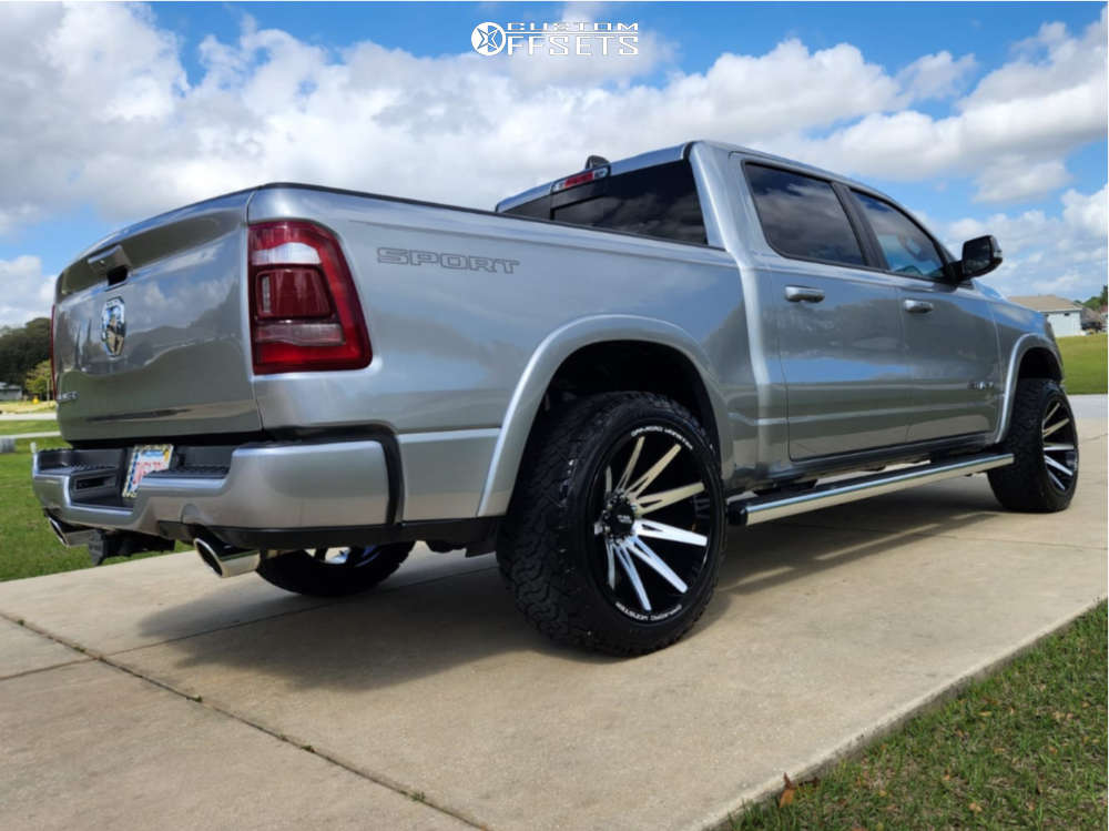 2021 Ram 1500 with 22x12 -44 Off Road Monster M25 and 33/12.5R22 Venom ...
