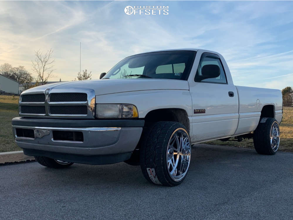 2000 Dodge Ram 2500 with 22x12 -44 KG1 Forged Dyno and 295/30R22 Nitto ...