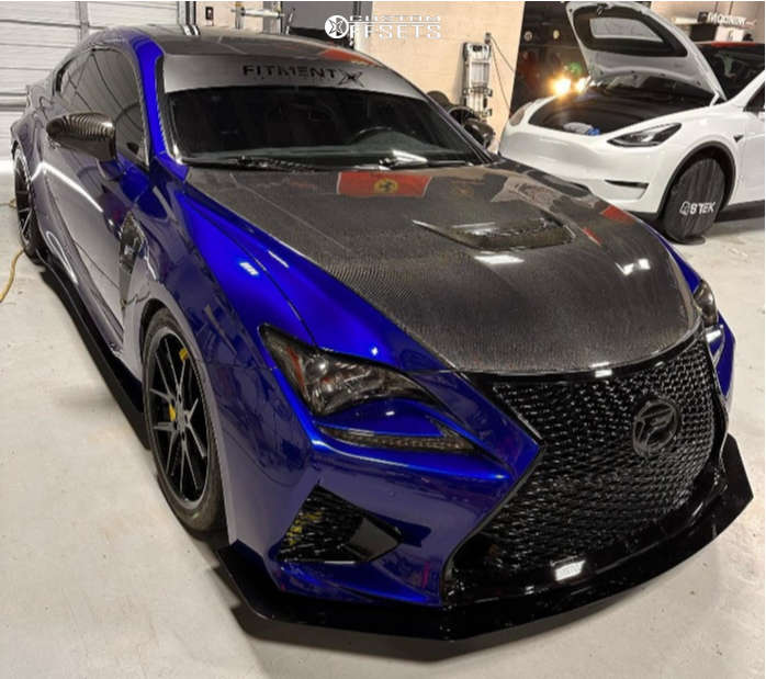 2017 Lexus RC F with 19x8.5 35 Ferrada FR2 and 255/35R19 Nitto Invo and ...