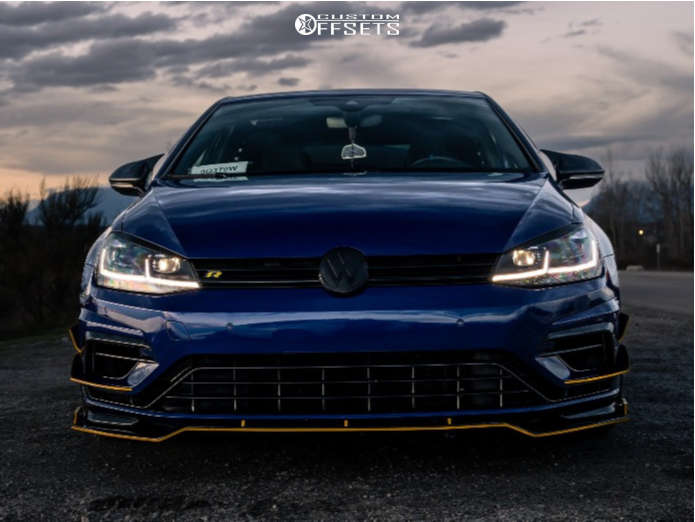 2019 Volkswagen Golf R with 18x8.5 35 Kansei Knp and 235/40R18 ...