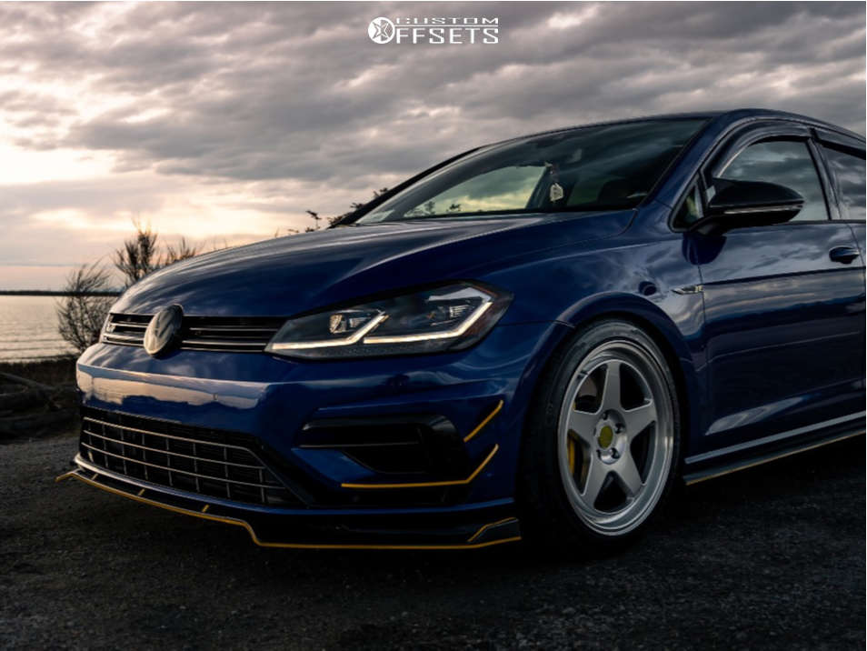 2019 Volkswagen Golf R with 18x8.5 35 Kansei Knp and 235/40R18 ...