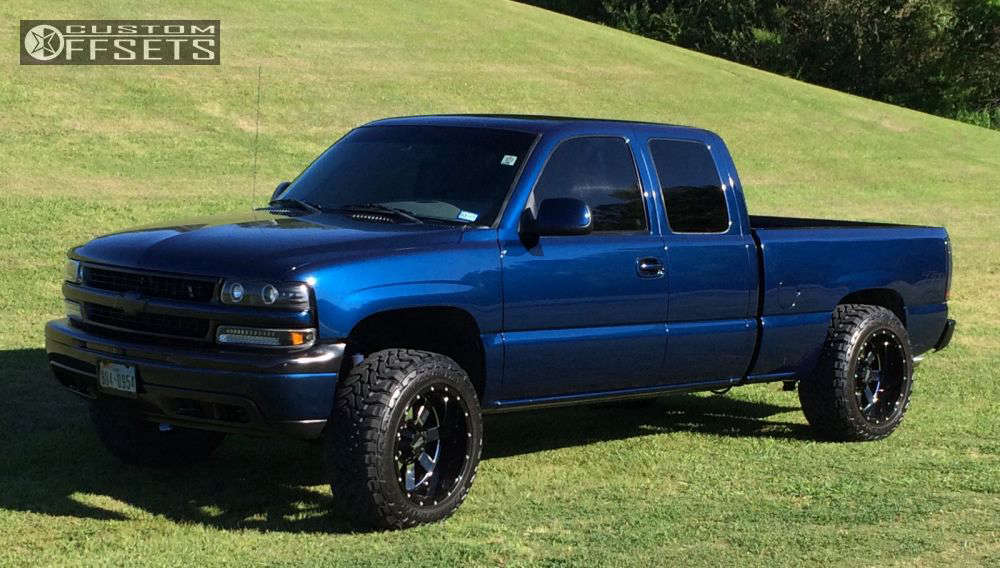 2000 Chevrolet Silverado 1500 with 20x12 -44 Moto Metal Mo962 and 33/12 ...
