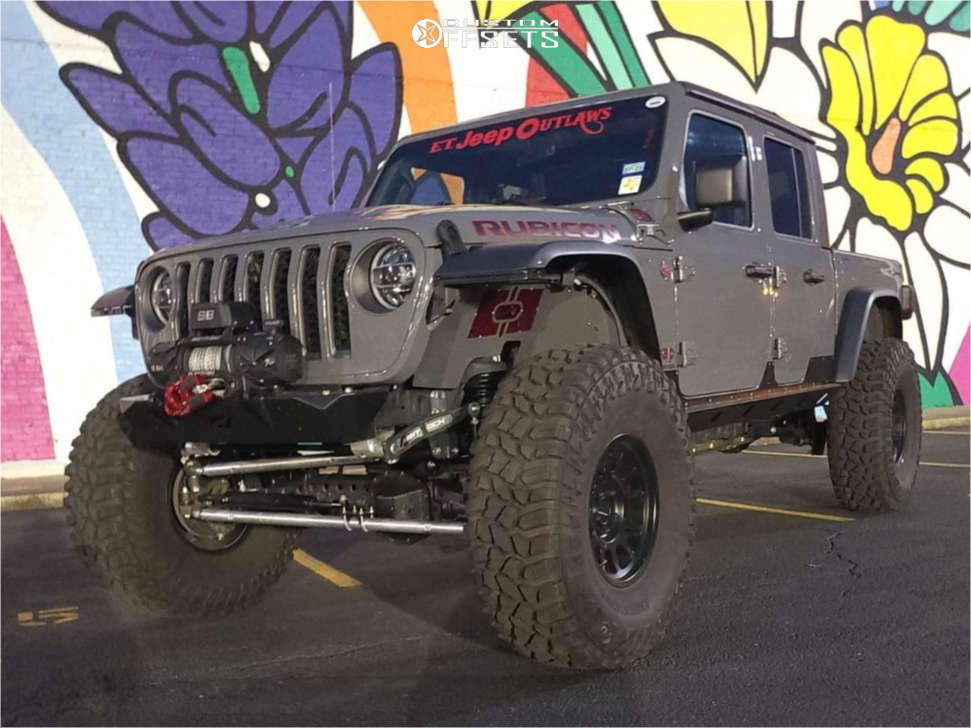 2021 Jeep Gladiator with 17x8.5 0 Method Mr703 and 40/13.5R17 Cooper ...