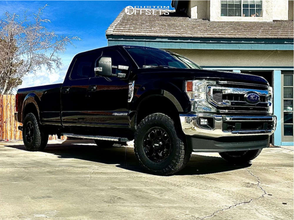 2021 Ford F-350 Super Duty with 18x9 2 Ultra Commander and 305/70R18 ...