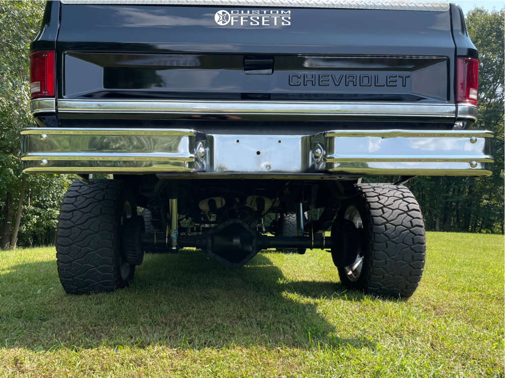 1986 Chevrolet K20 with 20x12 -51 Vision Sliver and 33/14.5R20 Venom ...