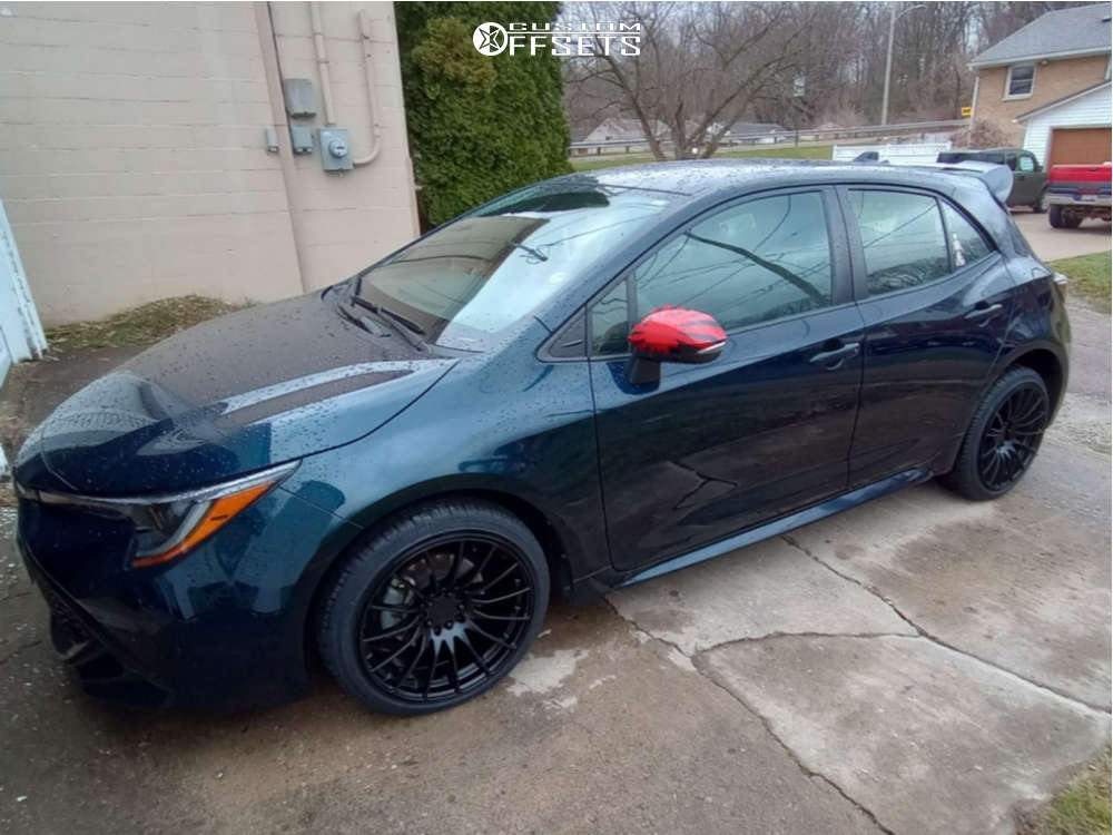 2019 Toyota Corolla with 18x8.75 36 XXR 550 and 225/40R18 Delinte D7 ...