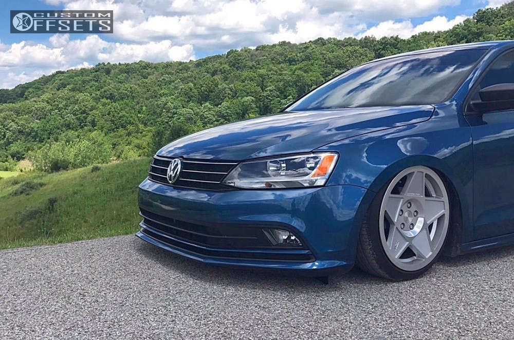 2015 Volkswagen Jetta with 18x8.5 42 3SDM 0.05 and 205/40R18 Nankang AS ...