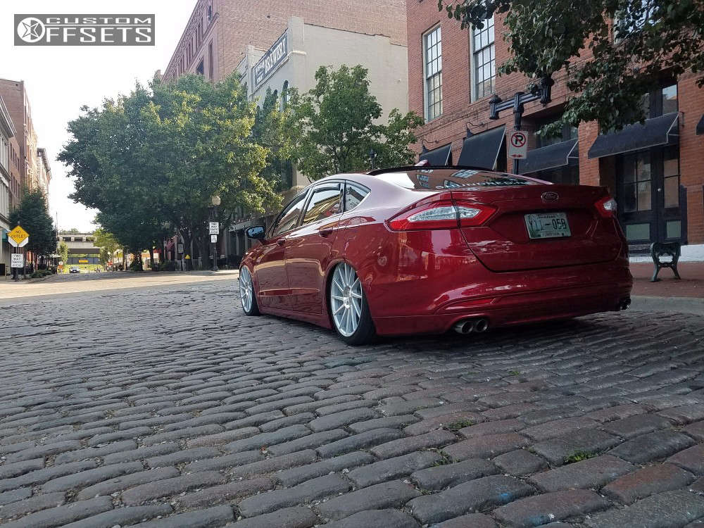2016 Ford Fusion with 20x8.5 40 Niche Surge and 245/35R20 Toyo Tires ...