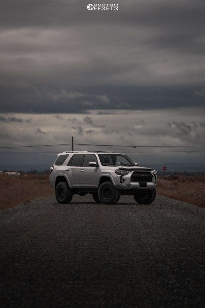 2015 Toyota 4Runner with 17x9 -12 KMC Km542 and 285/70R17 Falken ...