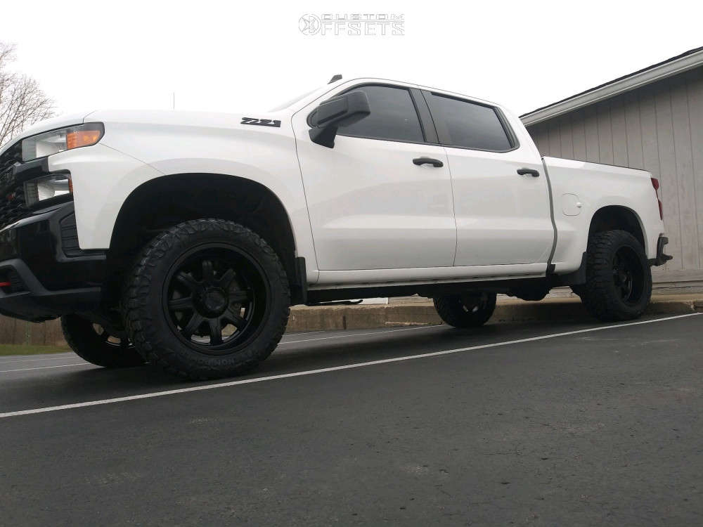 2019 Chevrolet Silverado 1500 with 20x10 -25 Ultra Menace and 285/55R20 ...