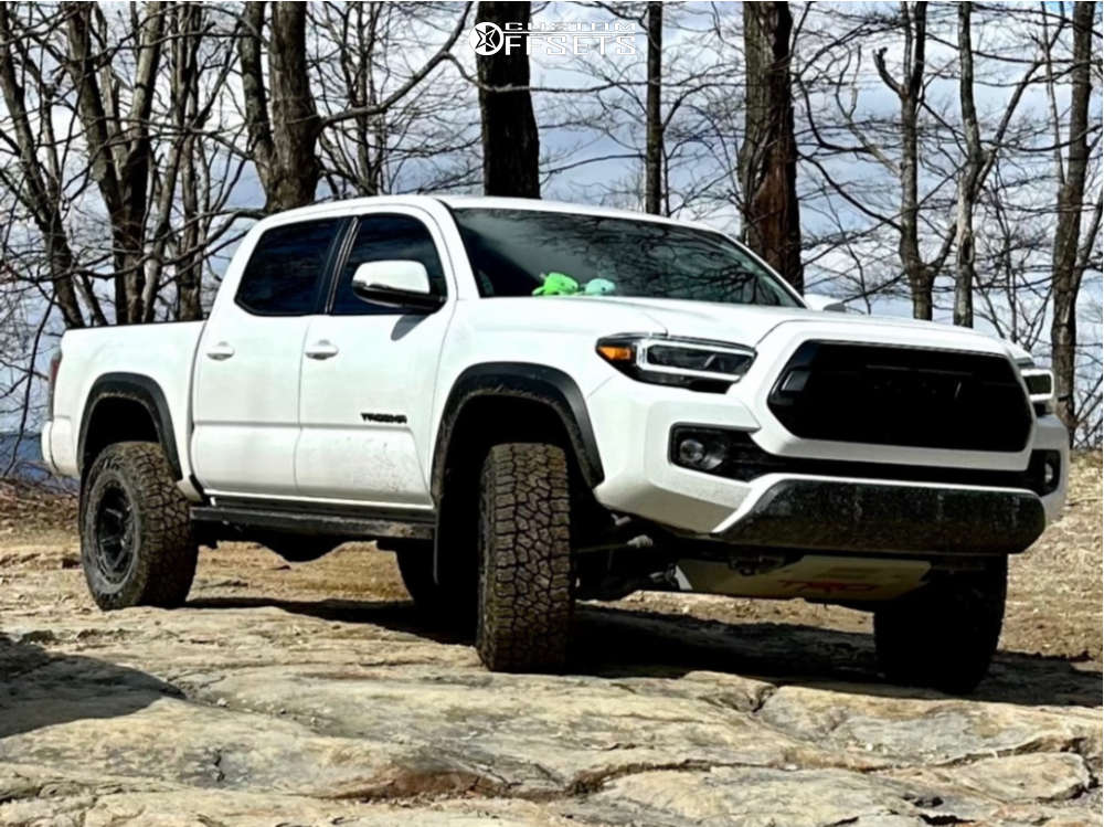 2020 Toyota Tacoma with 17x8.5 0 Icon Alloys Rebound and 275/70R17 ...