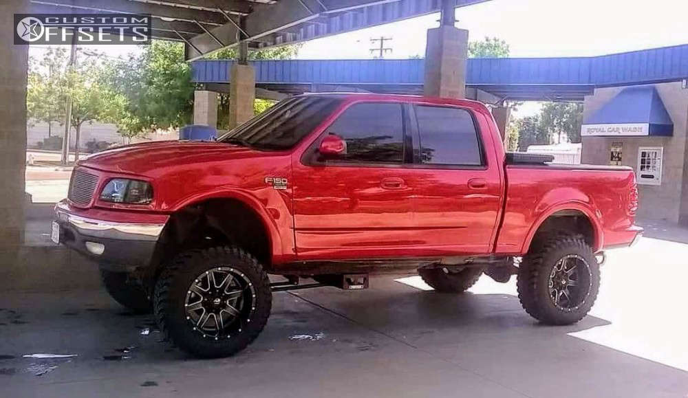 2001 Ford F-150 with 20x12 -44 Fuel Maverick and 35/12.5R20 Maxxis ...