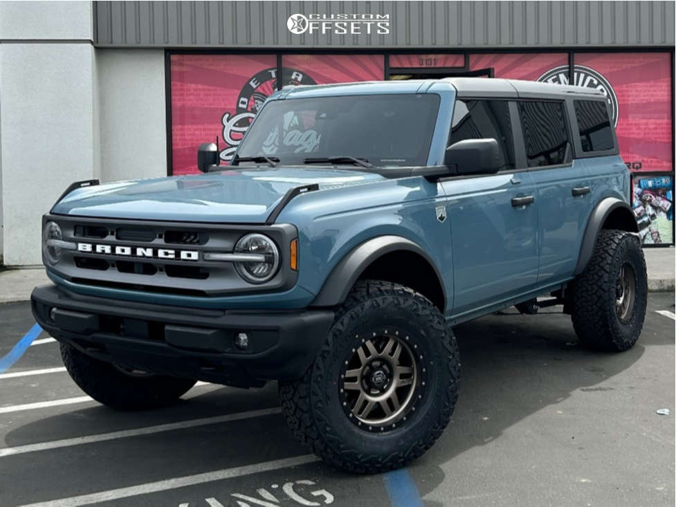 2022 Ford Bronco with 17x8.5 0 Icon Alloys Six Speed and 35/12.5R17 ...