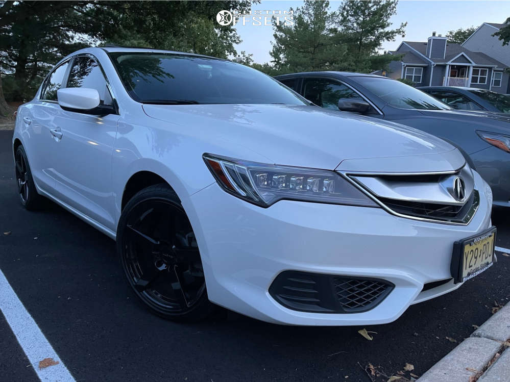2018 Acura ILX with 18x8 38 Ravetti M13 and 225/40R18 Vercelli Strada ...