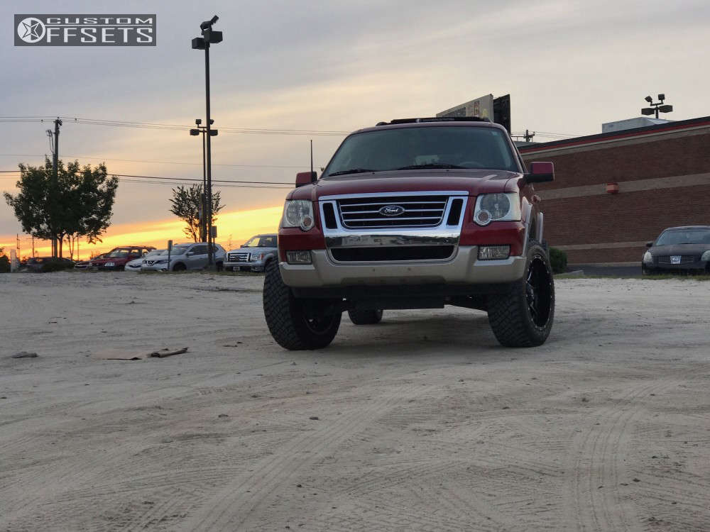 2006 Ford Explorer with 20x10 -24 Fuel Maverick and 275/55R20 Atturo ...