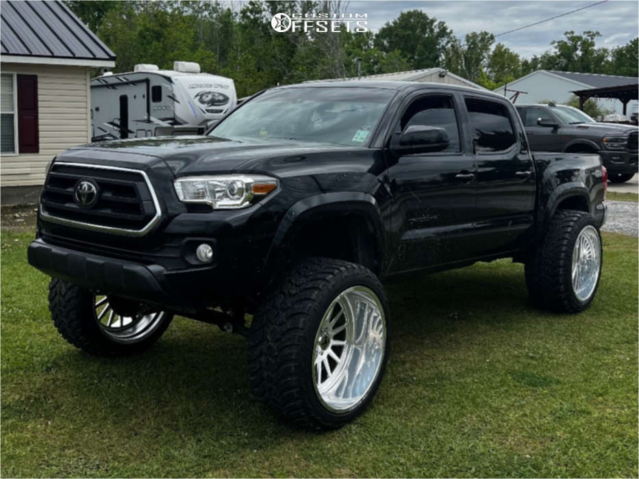 2020 Toyota Tacoma with 24x14 -76 KG1 Forged Rays and 35/13.5R24 AMP ...