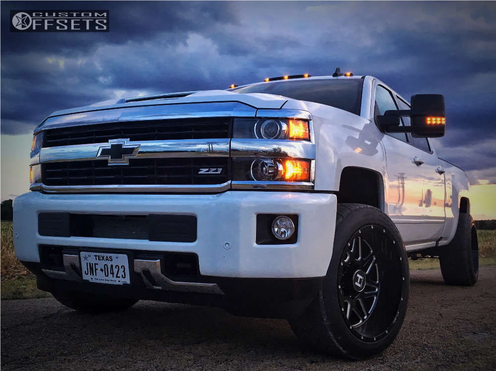 2017 Chevrolet Silverado 2500 HD with 22x12 -44 Hostile Sprocket and ...