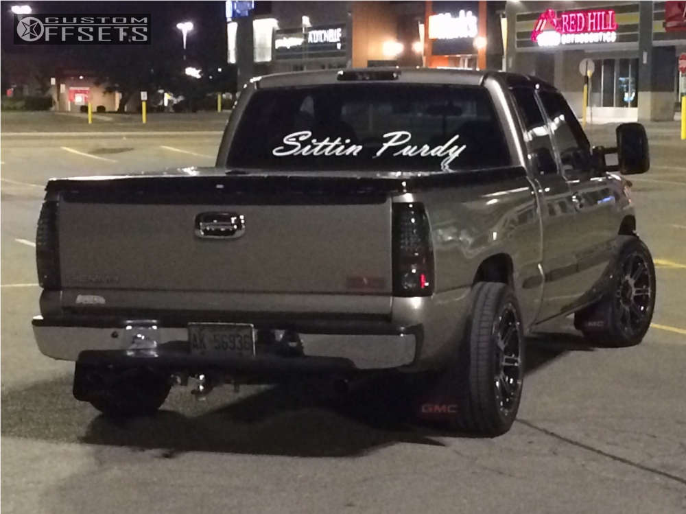 1999 GMC Sierra 1500 with 20x9 Helo He900 and 275/40R20 Falken FK510 ...