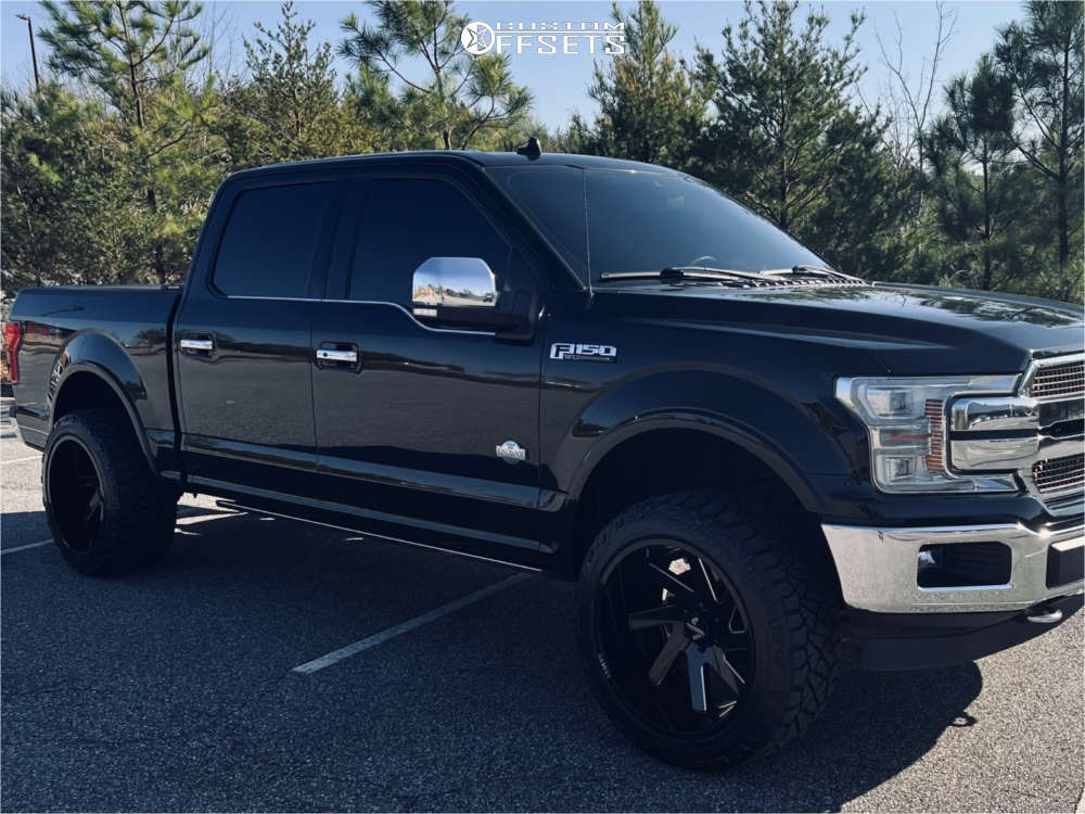 2019 Ford F-150 with 22x12 -51 ARKON OFF-ROAD Lincoln and 33/12.5R22 ...
