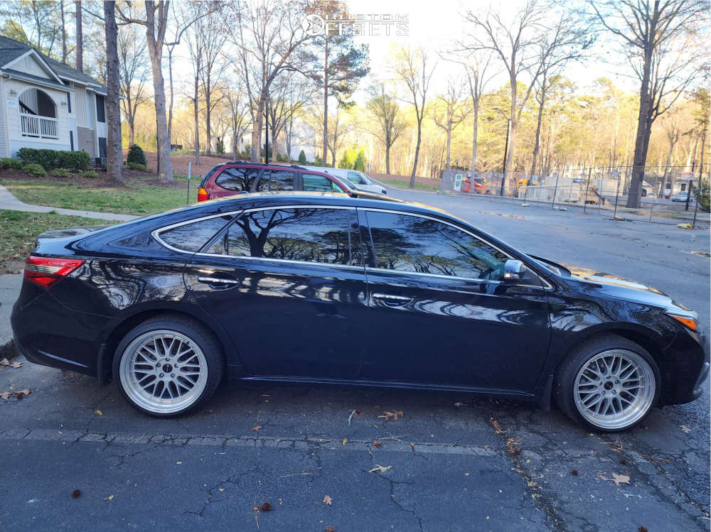 2016 Toyota Avalon with 19x9.5 22 Vors Vr8 and 265/30R19 Vercelli ...