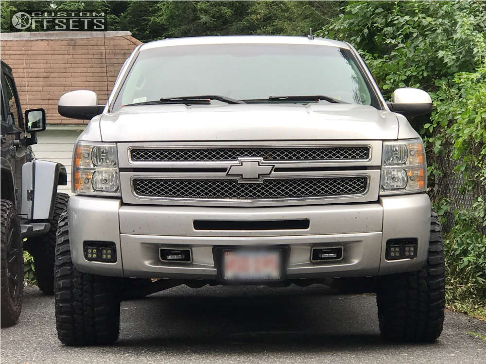 2012 Chevrolet Silverado 1500 with 20x12 -51 Toxic Widow and 33/12.5R20 ...