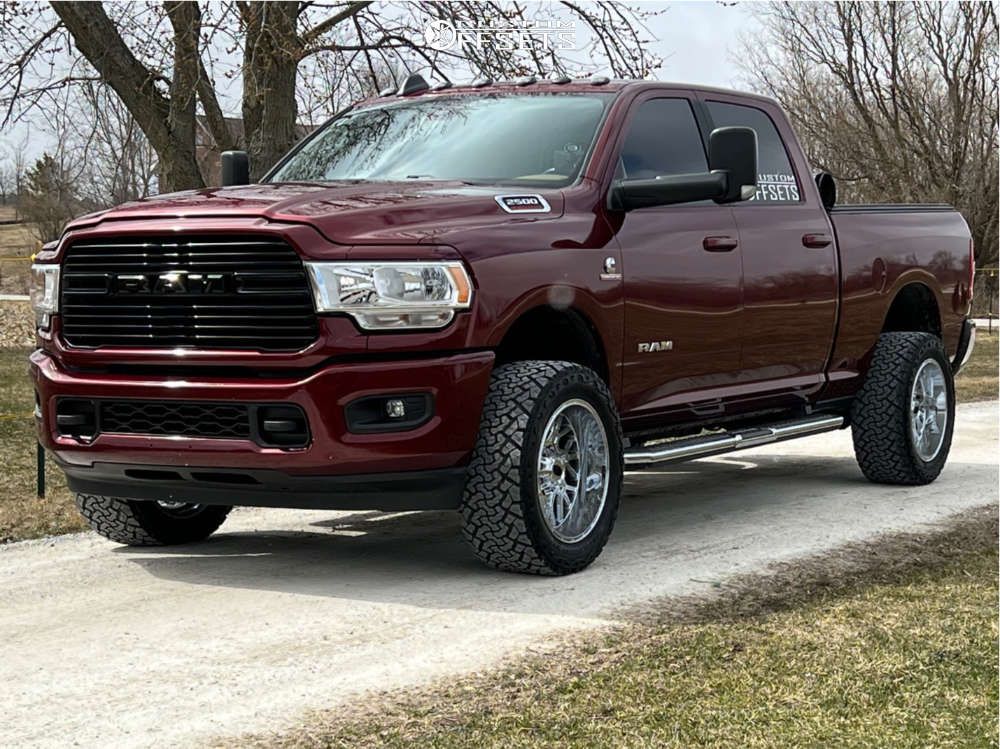 2020 Ram 2500 with 20x10 -25 Vision Brawl and 33/12.5R20 Venom Power ...