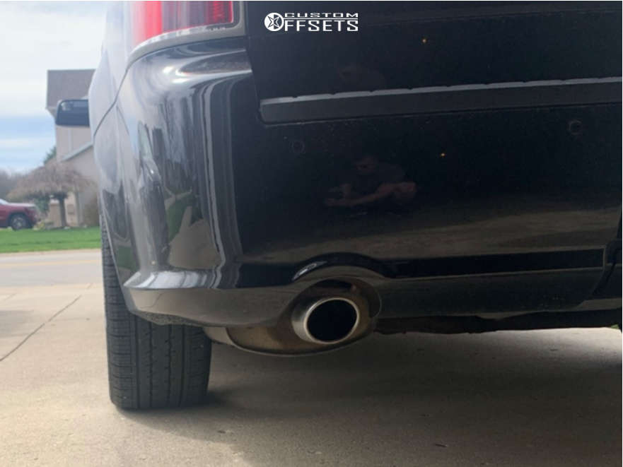 2016 Ford Flex with 22x9 35 Strada Retro 5 and 265/35R22 Vercelli ...