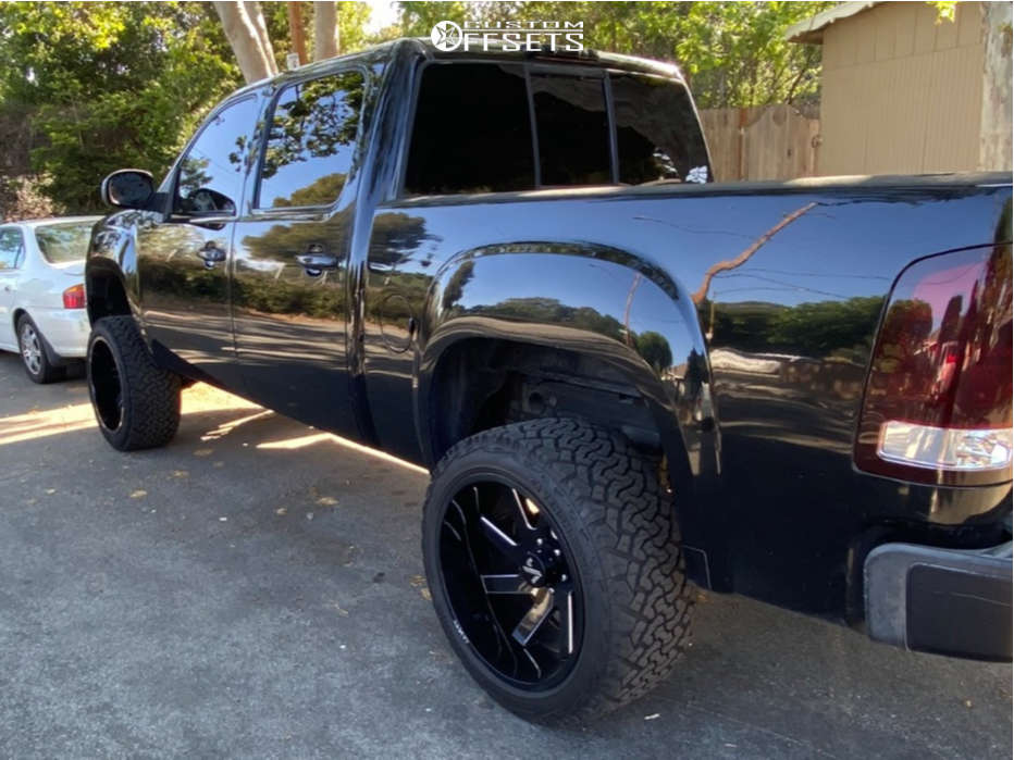 2009 GMC Sierra 1500 with 22x12 -51 ARKON OFF-ROAD Lincoln and 33/12 ...