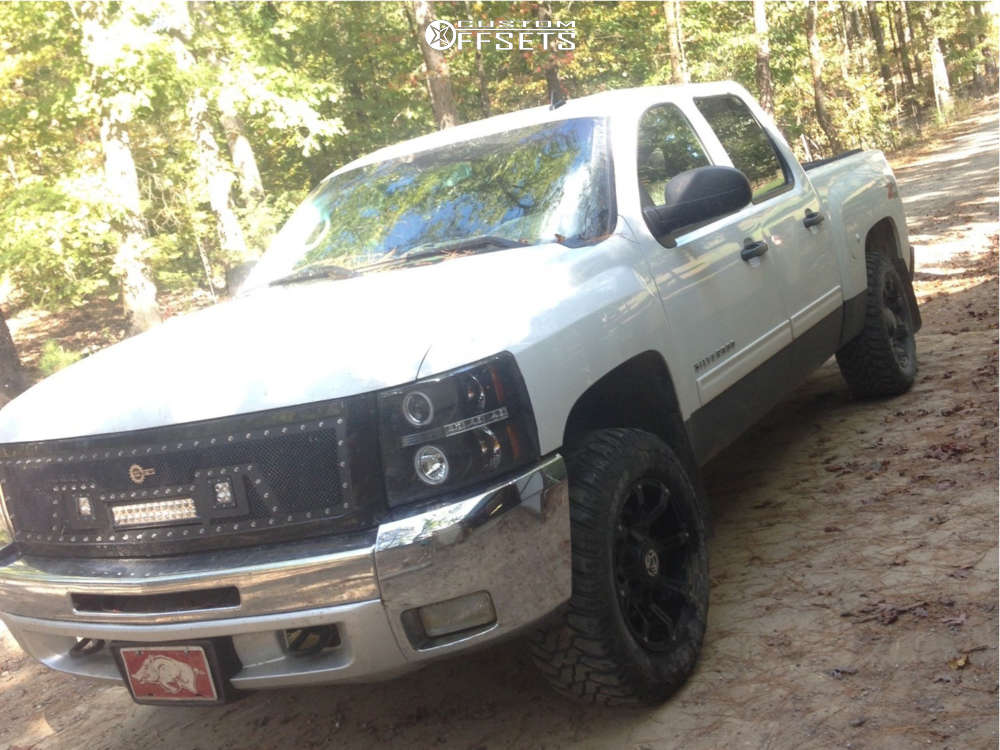 2011 Chevrolet Silverado 1500 with 18x9 -12 Anthem Off-Road Defender ...