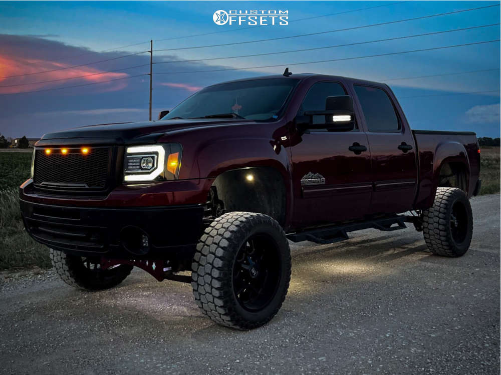 2013 GMC Sierra 1500 with 20x10 -19 Hardrock Gunner and 35/12.5R20 ...