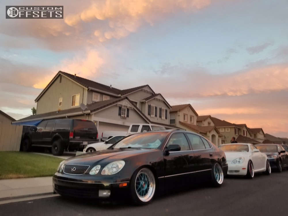 2001 Lexus GS300 with 18x9 13 Racing Hart TYPE C and 205/40R18 Nexen ...