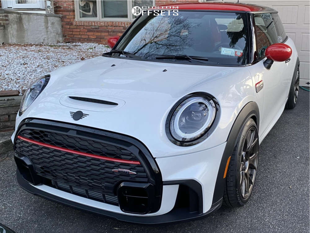 2023 Mini Cooper with 18x8.5 43 Konig Ampliform and 225/40R18 Continental Extremecontact Dws06 ...