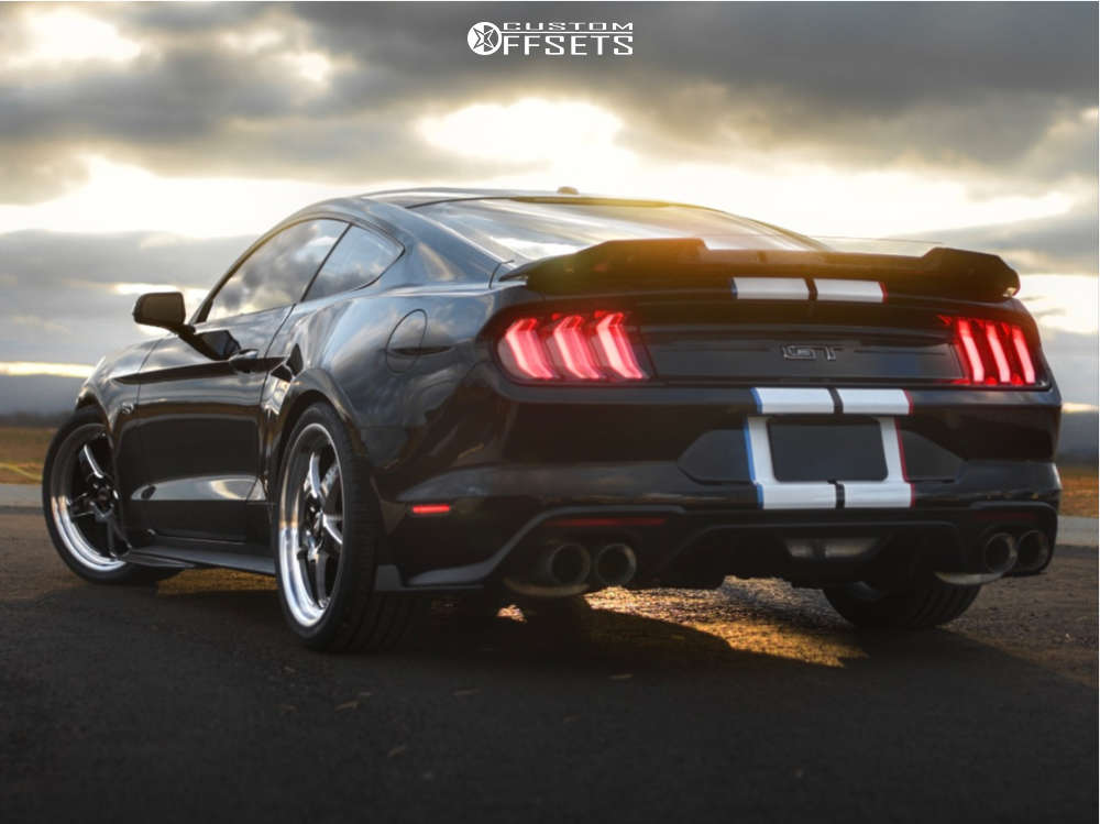 2019 Ford Mustang with 20x9 29 Weld Racing Ventura and 265/35R20 Toyo ...