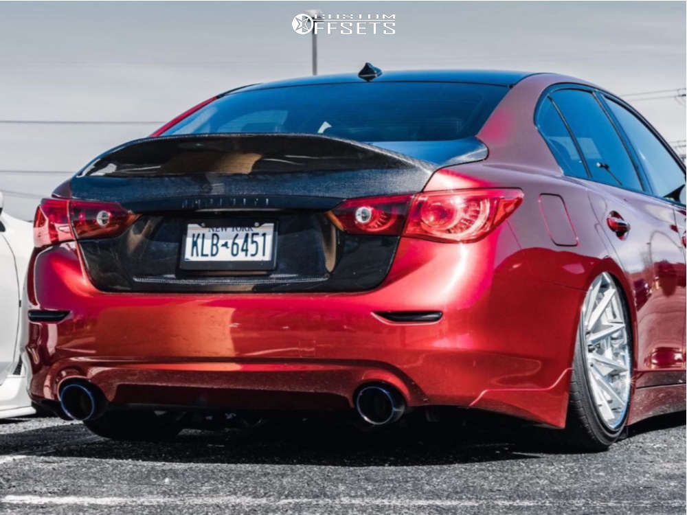2015 INFINITI Q50 with 20x10.5 25 Ferrada Fr4 and 245/35R20 Vercelli ...