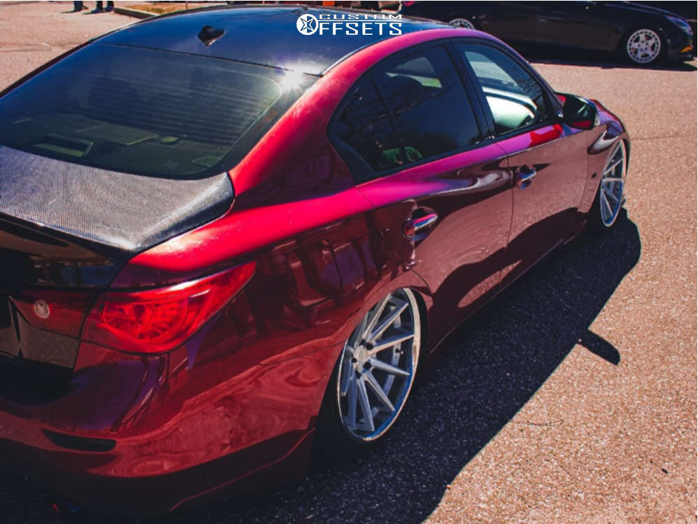 2015 INFINITI Q50 with 20x10.5 25 Ferrada Fr4 and 245/35R20 Vercelli ...