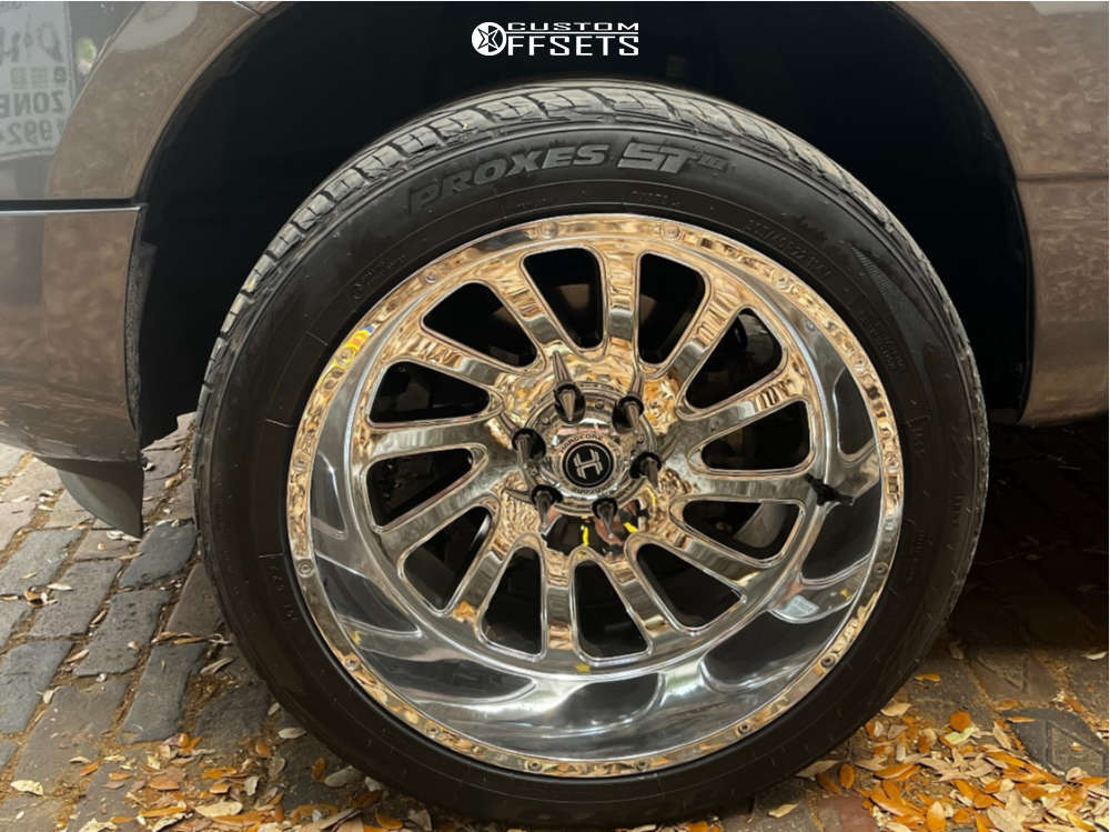 2021 Nissan TITAN with 22x12 -44 Hardcore Offroad Hc17 and 305/40R22 ...