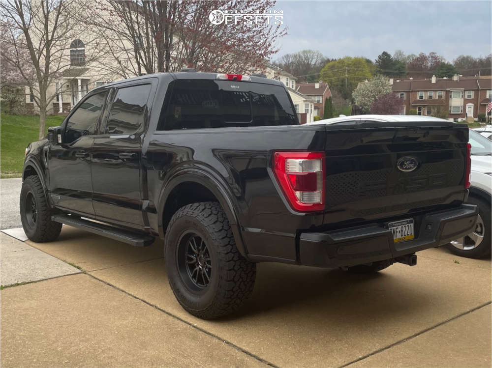 2021 Ford F-150 with 18x9 1 Fuel Clash and 35/12.5R18 General Grabber ...