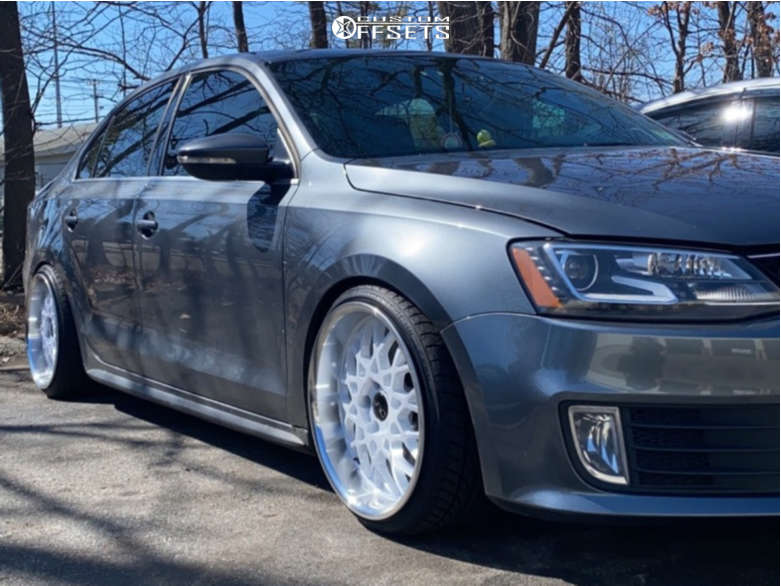 2013 Volkswagen Jetta with 18x9.5 25 JNC JNC016 and 215/35R18 Blackhawk ...