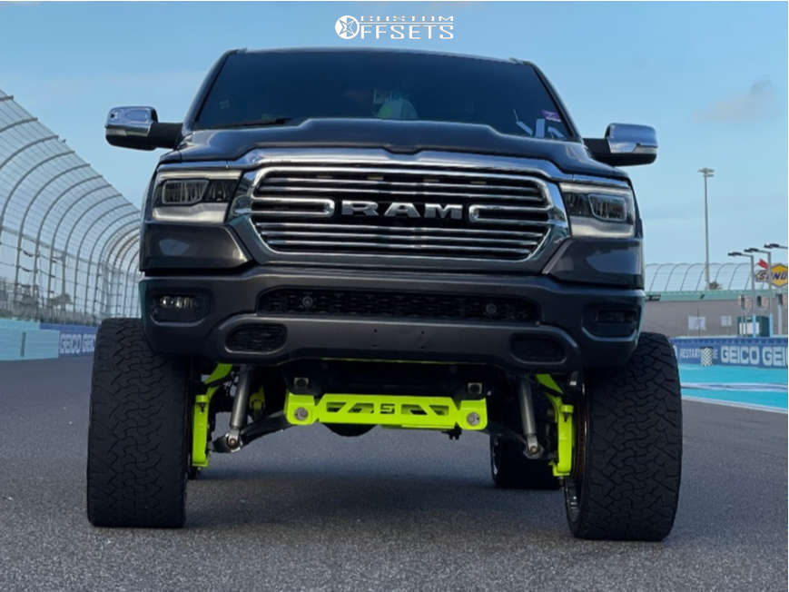 2021 Ram 1500 with 26x14 -81 ARKON OFF-ROAD Caesar and 35/15.5R26 Venom ...