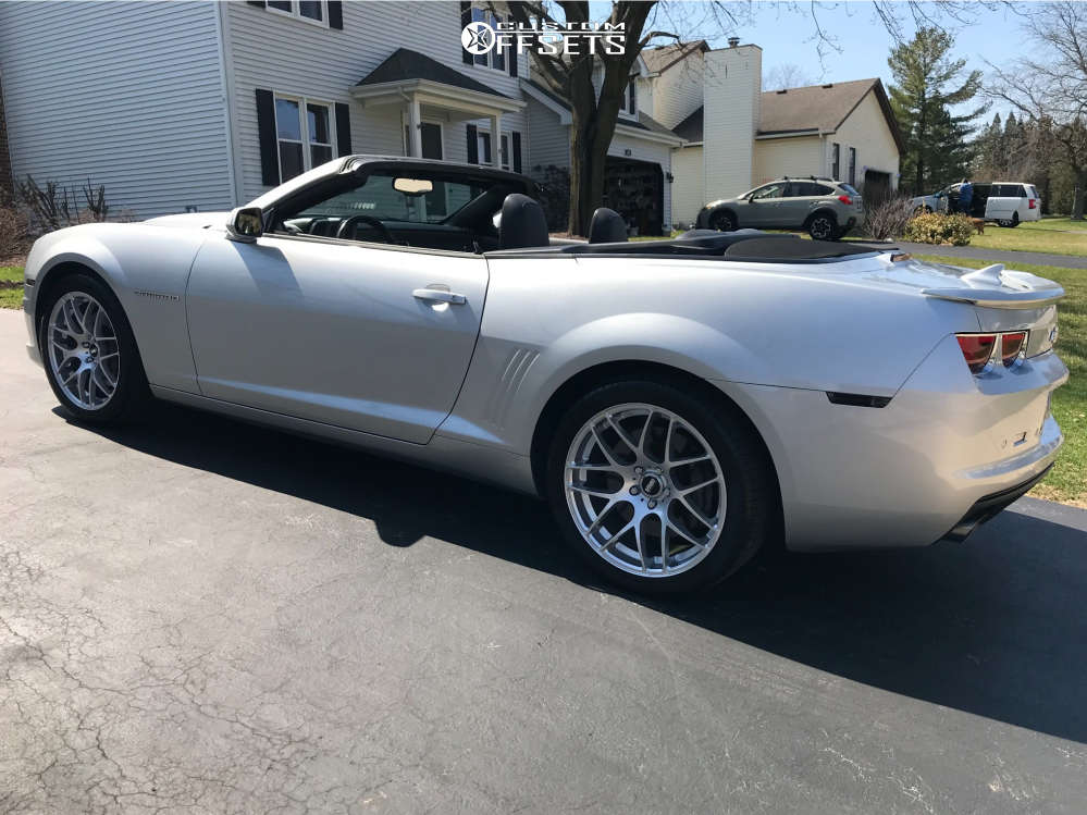2011 Chevrolet Camaro with 20x9 35 VMR V710 and 275/40R20 Goodyear ...