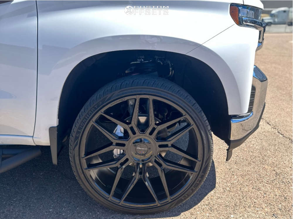 2021 Chevrolet Silverado 1500 with 26x10 35 Giovanna Bogota and 305/30R26 Lionhart Lh-ten and ...