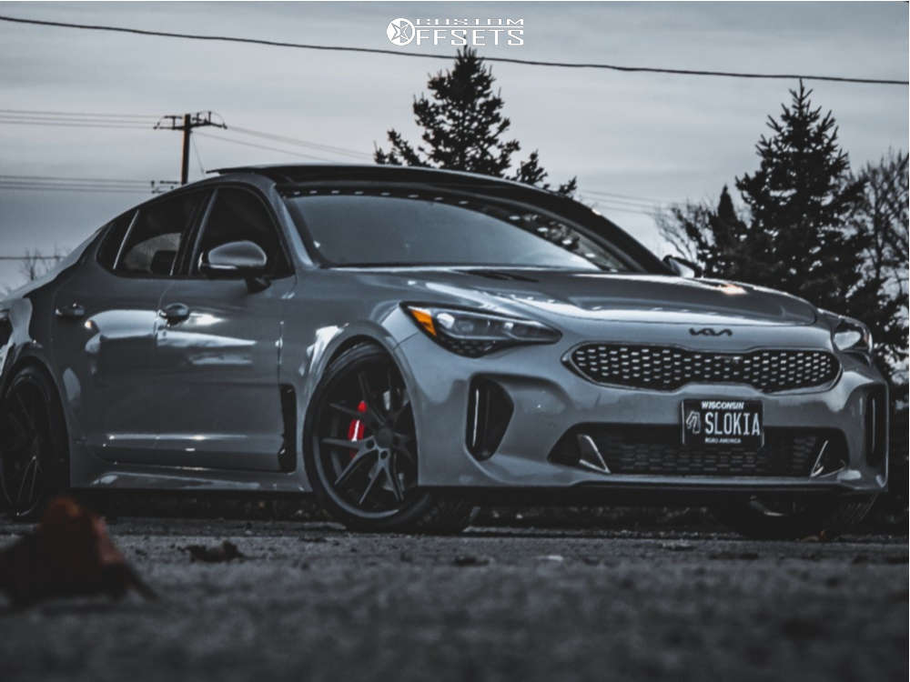2022 Kia Stinger with 20x9 35 Ferrada Fr2 and 245/35R20 Ohtsu Fp8000 and Lowering Springs ...