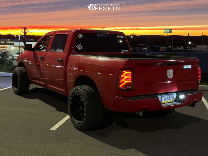 2013 Ram 1500 with 20x12 -44 Hardrock Affliction and 33/12.5R20 Venom ...