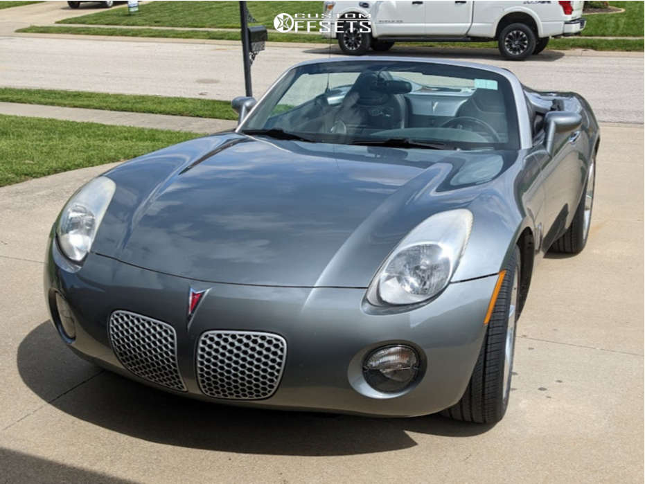 2006 Pontiac Solstice with 18x8 40 Touren Tr9 and 245/45R18 Westlake ...