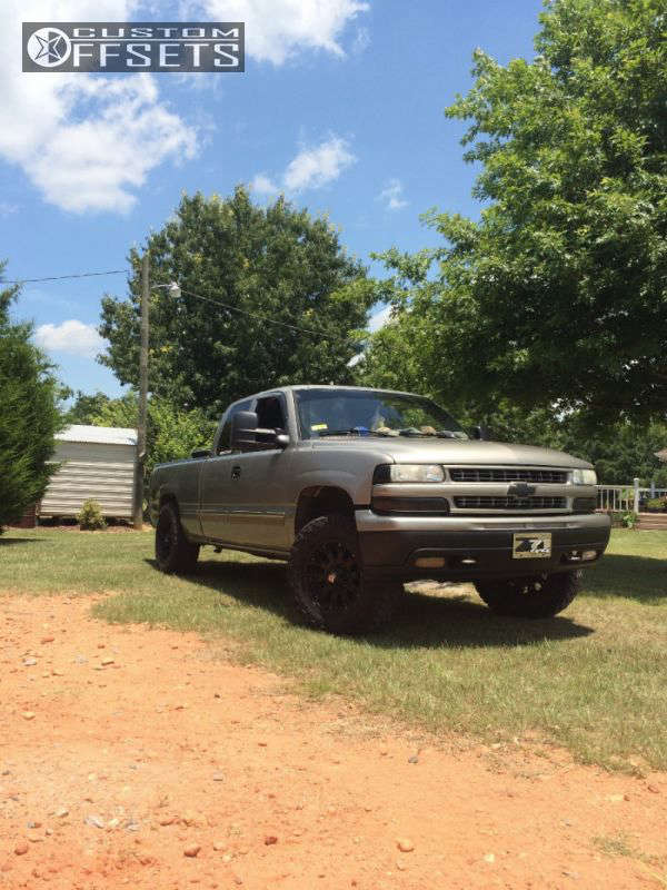 2002 Chevrolet Silverado 1500 with 18x9 0 XD Misfit and 285/65R18 Nitto ...