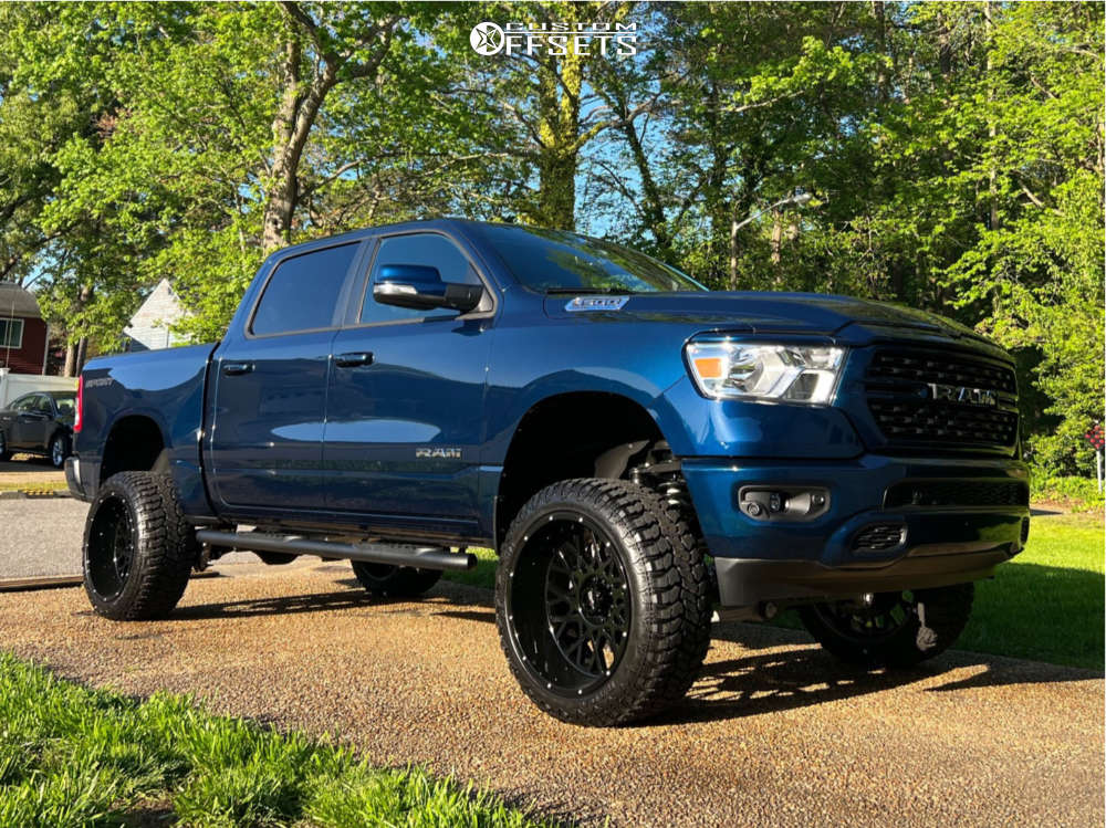 2022 Ram 1500 with 22x12 -51 Vision Rocker and 33/12.5R22 Radar ...
