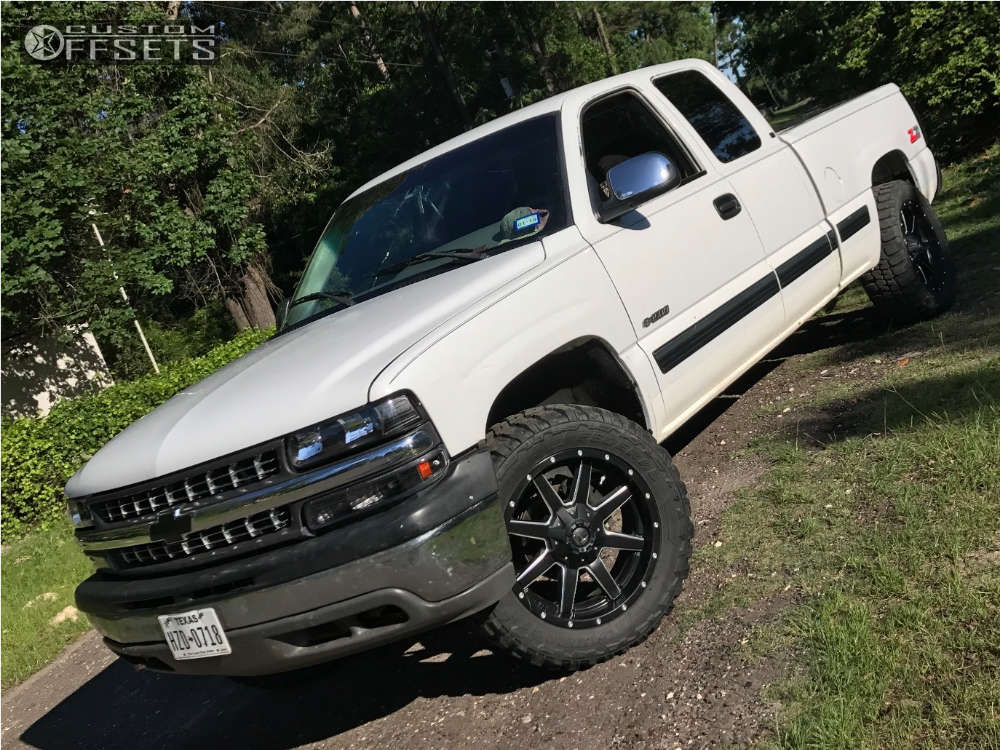 2000 Chevrolet Silverado 1500 with 20x10 -19 Fuel Renegade and 33/12 ...