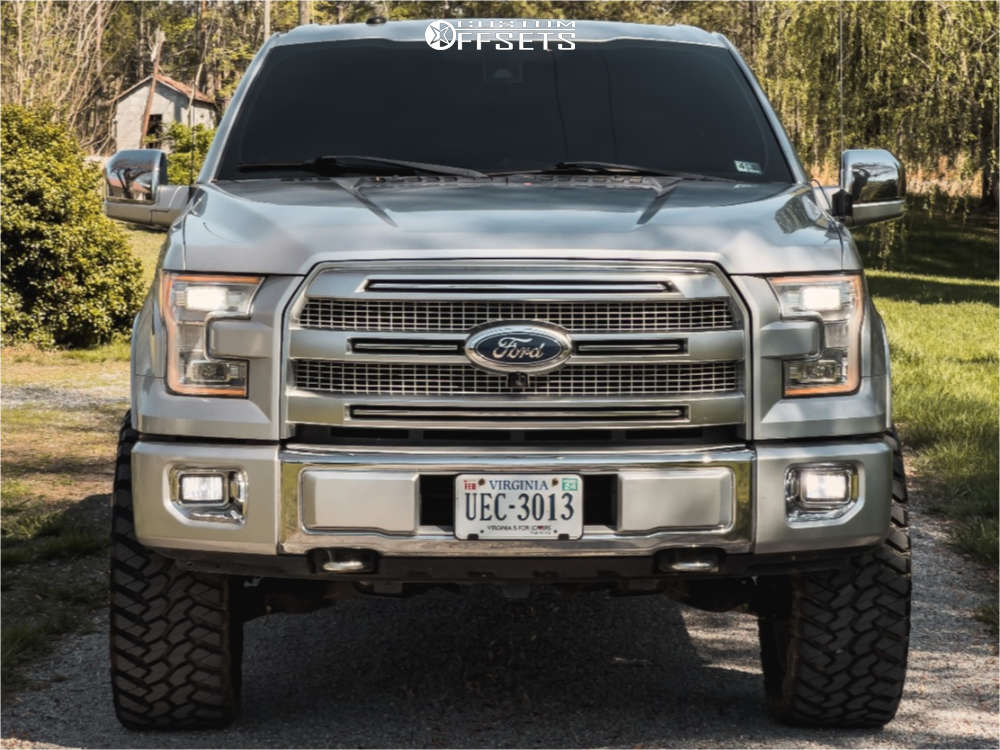 2017 Ford F-150 with 22x9 44 4Play OE Wheels FR76 and 35/12.5R22 Nitto ...