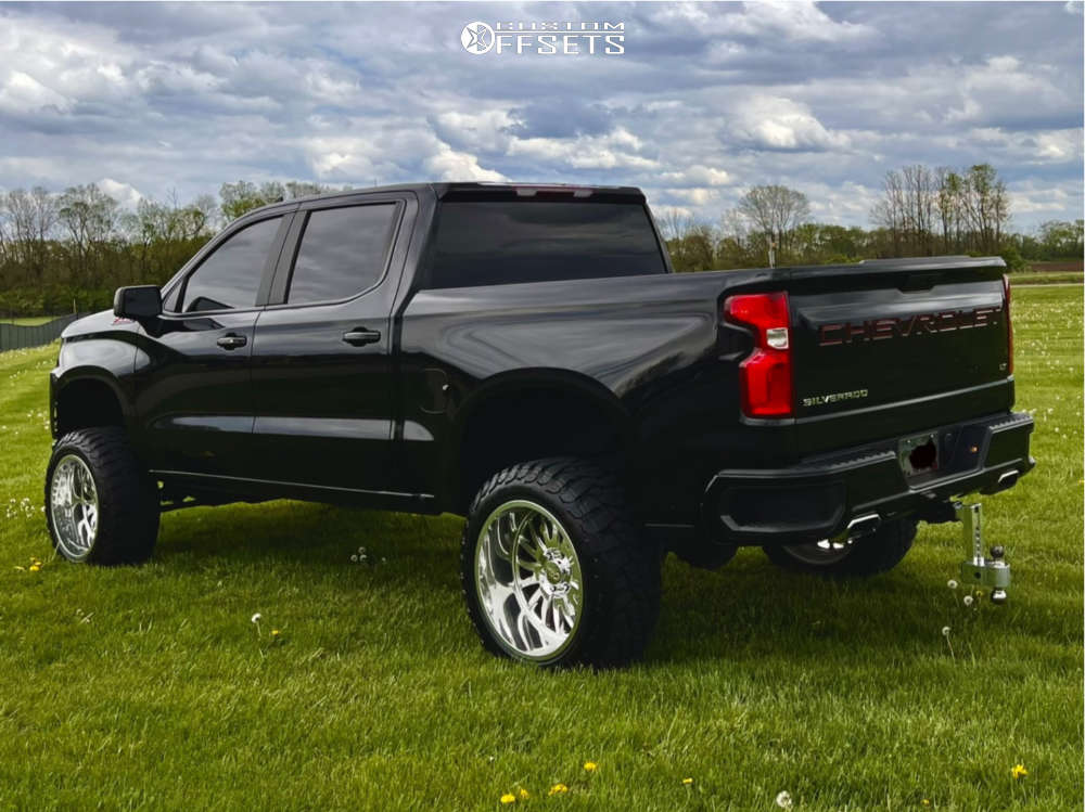 2020 Chevrolet Silverado 1500 with 22x12 -51 Cali Offroad Summit and 35 ...