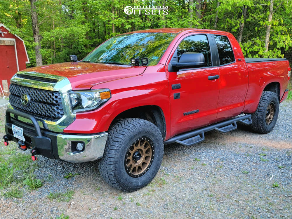 2021 Toyota Tundra with 18x9 25 Method Mr305 and 35/12.5R18 Milestar ...